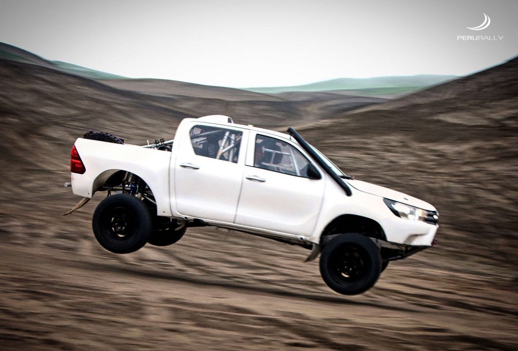 Lucho Alayza inicia su preparación para el Dakar